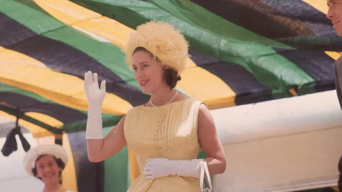Princess Margaret's lady-in-waiting claims she did not 'pimp' her out ...